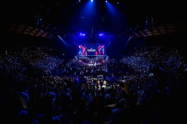 Valorant vs. CS2: Which FPS Is The Best In 2025?